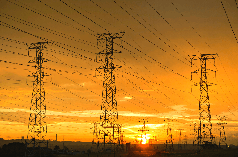 Off-Grid vs On-Grid Power Explained - Modern Day Self Reliance